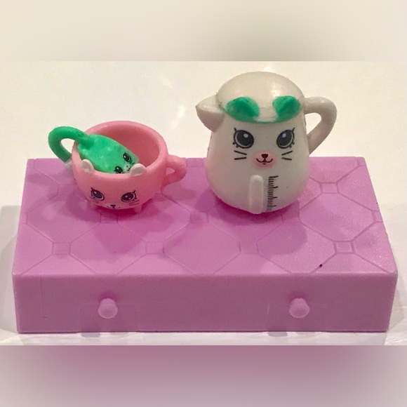 Shopkins | Toys | Shopkins Happy Places Collectable With 3 Petkins Tile ...